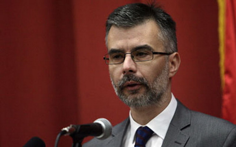 РИСТИЋ: Tражити репарациjу од Немачке, због библиотеке - ИСКРА