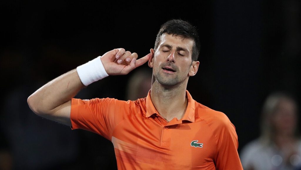 "Новаку Ђоковићу дугујемо извињење, третиран је другачије од осталих ...